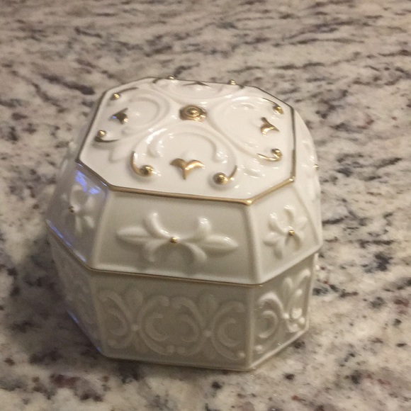 Lenox | Accents | Lenox Music Box | Poshmark